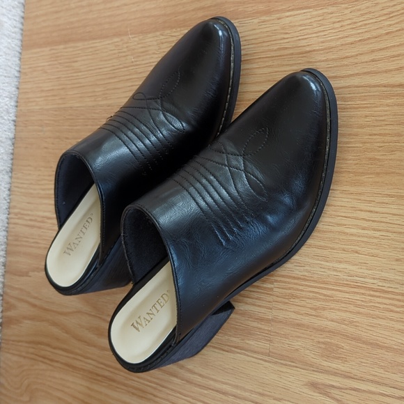 Wanted | Shoes | Wanted Western Cowgirl Faux Leather Mule Clogs 75 ...